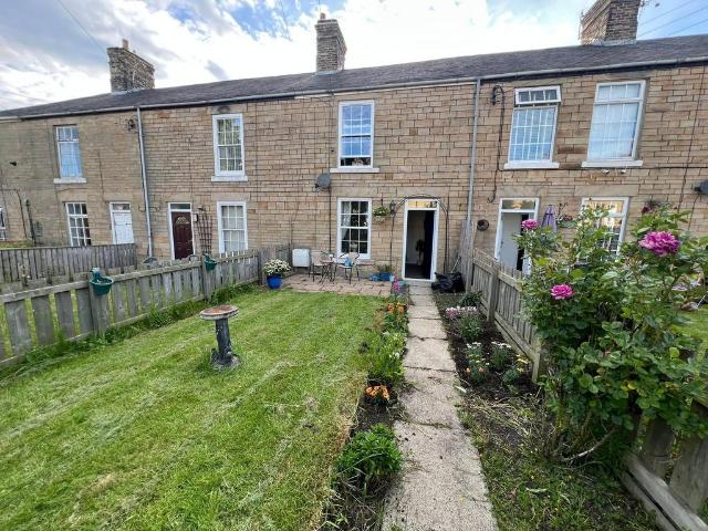 2 bedroom terraced house for sale