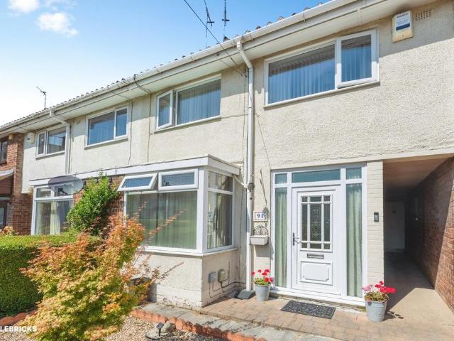 2 bedroom terraced house for sale