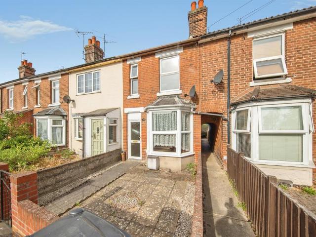 2 bedroom terraced house for sale