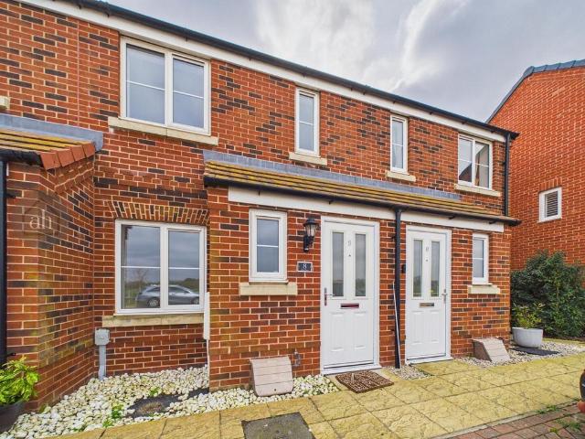 2 bedroom terraced house for sale