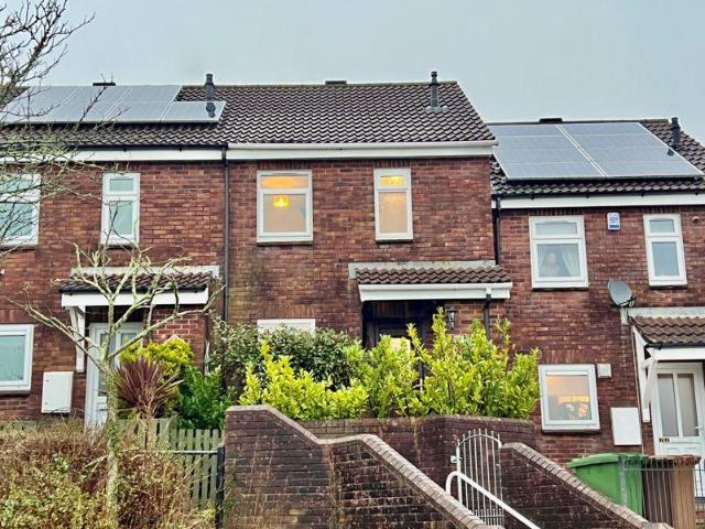 2 bedroom terraced house for sale