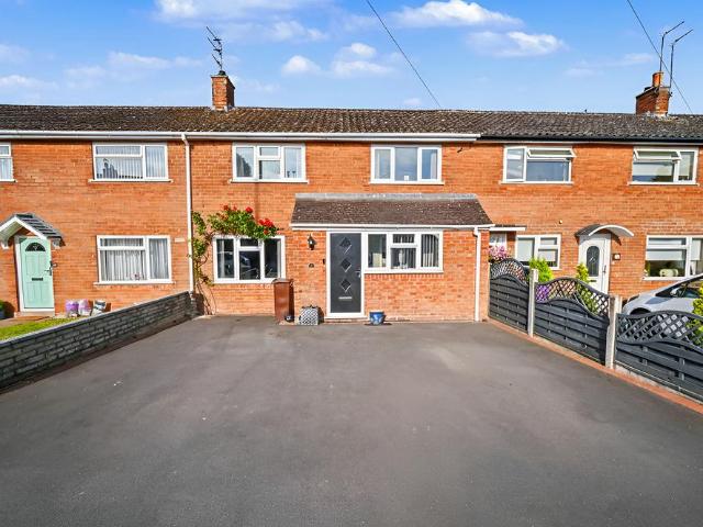 2 bedroom terraced house for sale