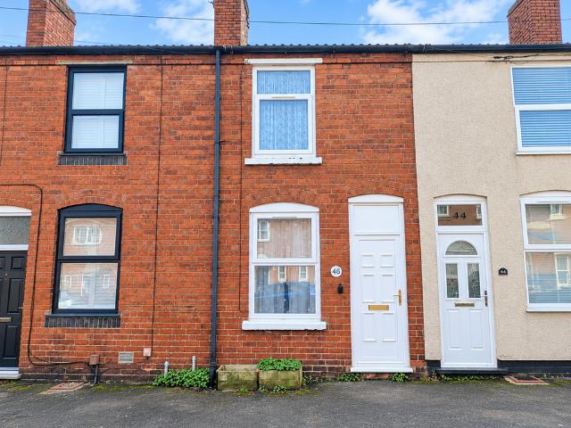 2 bedroom terraced house for sale