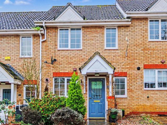 2 bedroom terraced house for sale
