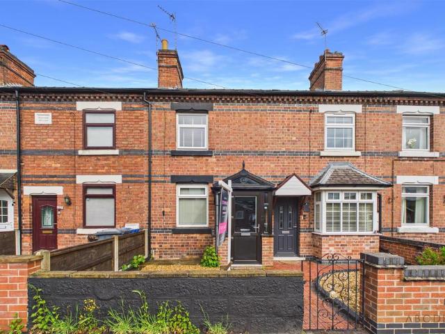2 bedroom terraced house for sale