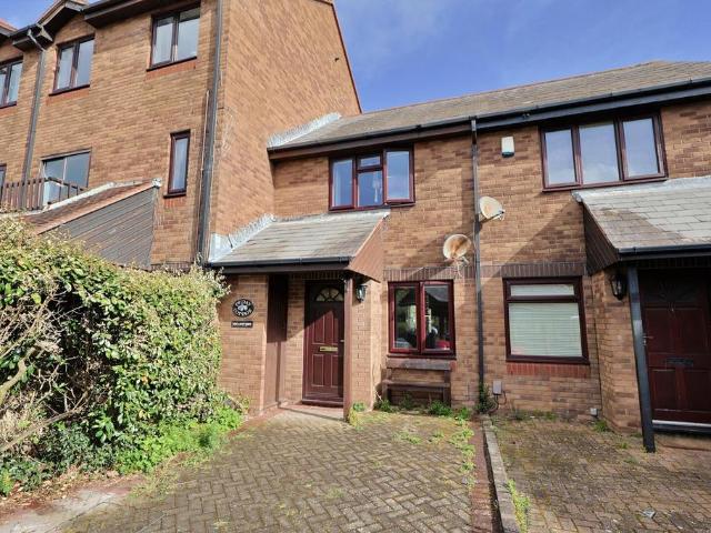 2 bedroom terraced house for sale