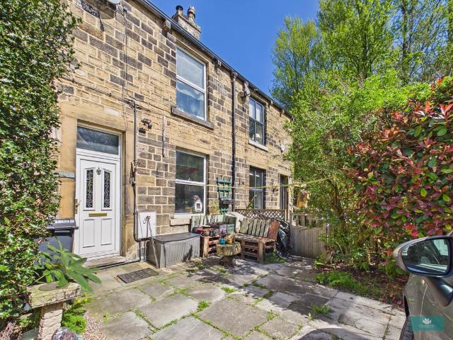 2 bedroom terraced house for sale