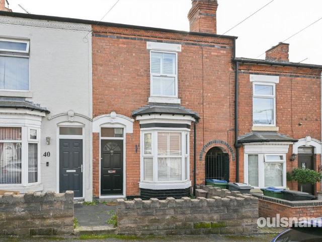 2 bedroom terraced house for sale