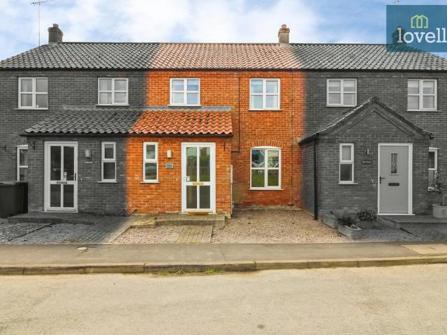 2 bedroom terraced house for sale