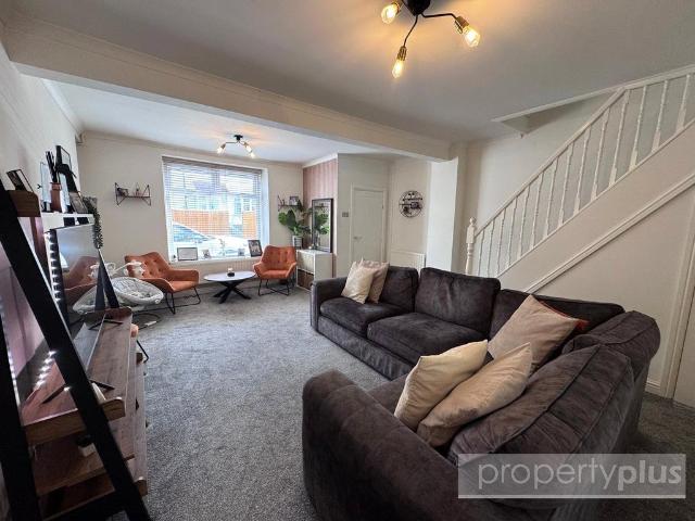 2 bedroom terraced house for sale