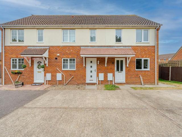 2 bedroom terraced house for sale