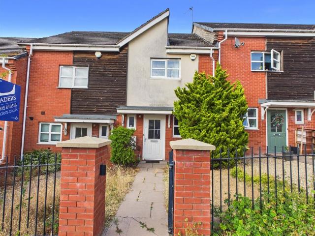 2 bedroom terraced house for sale