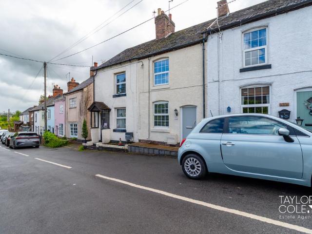 2 bedroom terraced house for sale