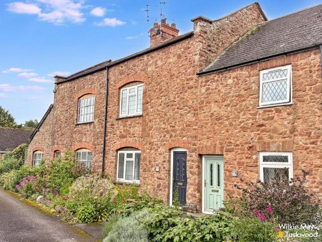 2 bedroom terraced house for sale