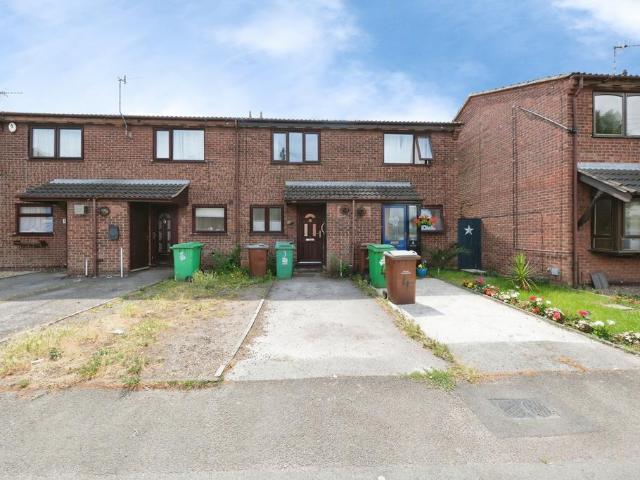2 bedroom terraced house for sale