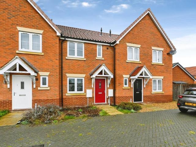 2 bedroom terraced house for sale