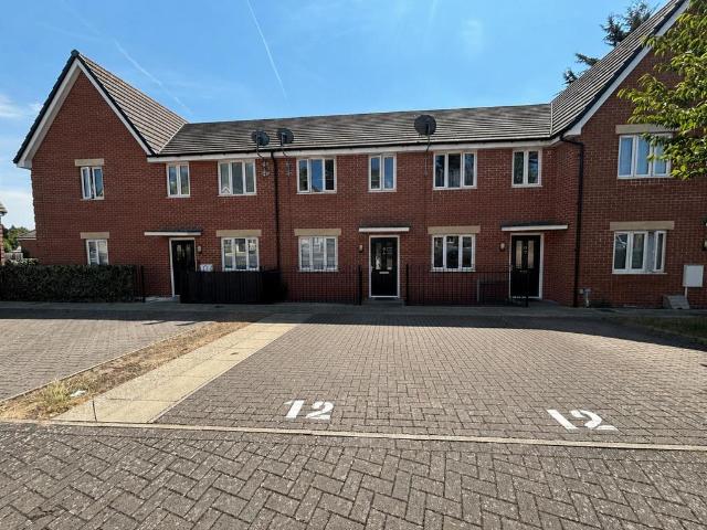 2 bedroom terraced house for sale