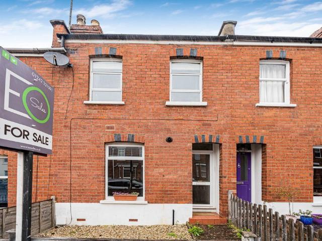 2 bedroom terraced house for sale