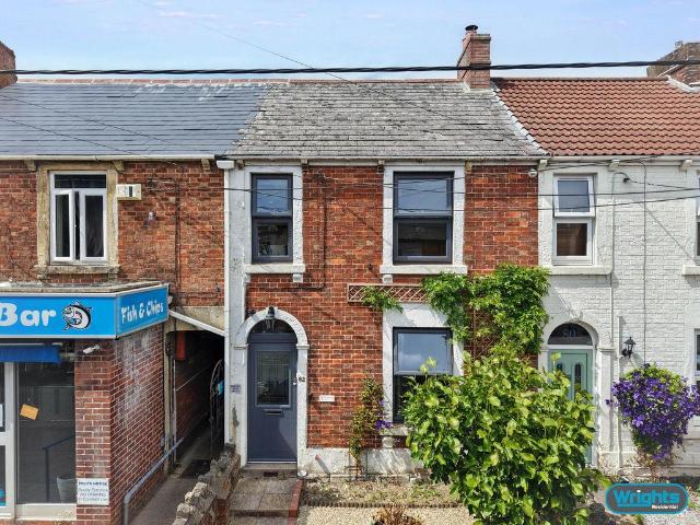 2 bedroom terraced house for sale
