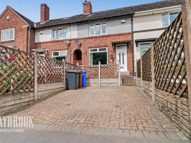 2 bedroom terraced house for sale