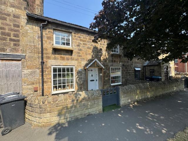 2 bedroom terraced house for sale