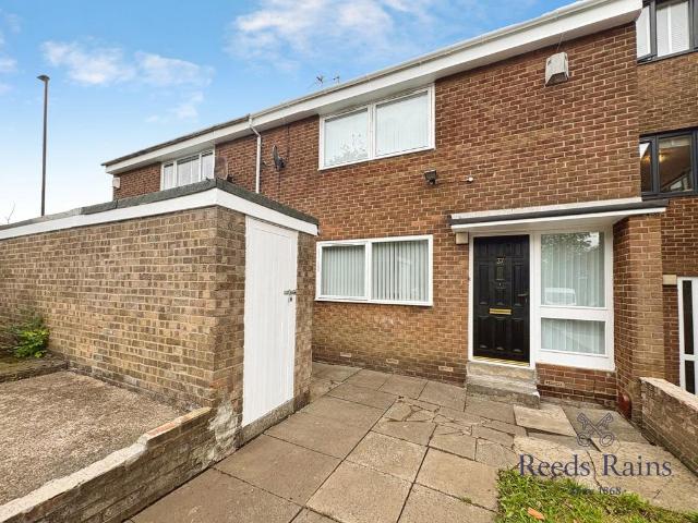 2 bedroom terraced house for sale