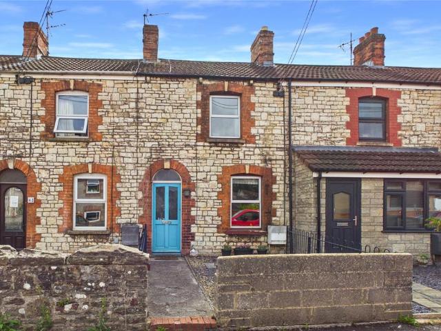 2 bedroom terraced house for sale