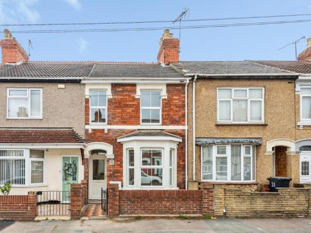 2 bedroom terraced house for sale