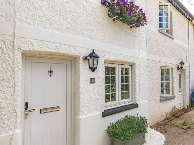 2 bedroom terraced house for sale