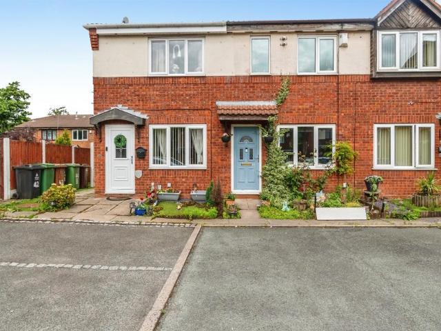 2 bedroom terraced house for sale