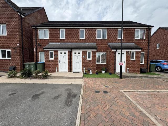 2 bedroom terraced house for sale