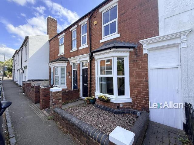 2 bedroom terraced house for sale