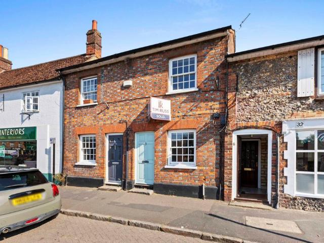 2 bedroom terraced house for sale