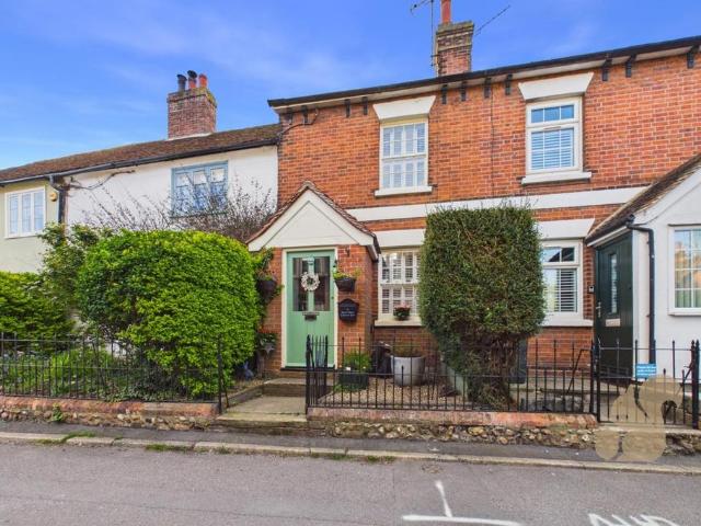 2 bedroom terraced house for sale