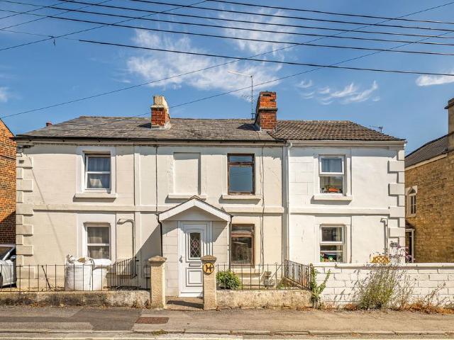 2 bedroom terraced house for sale
