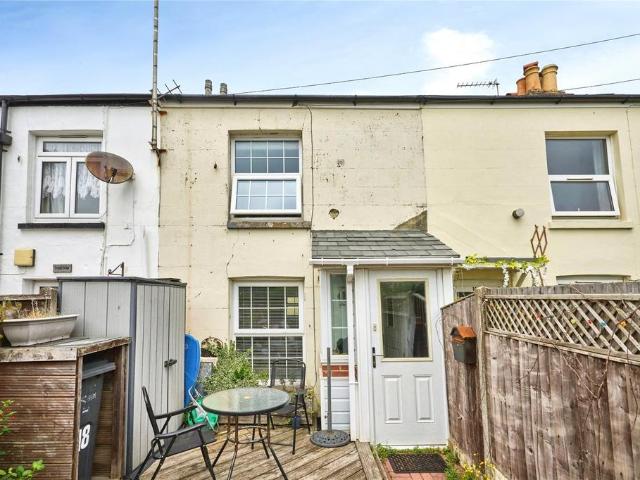 2 bedroom terraced house for sale