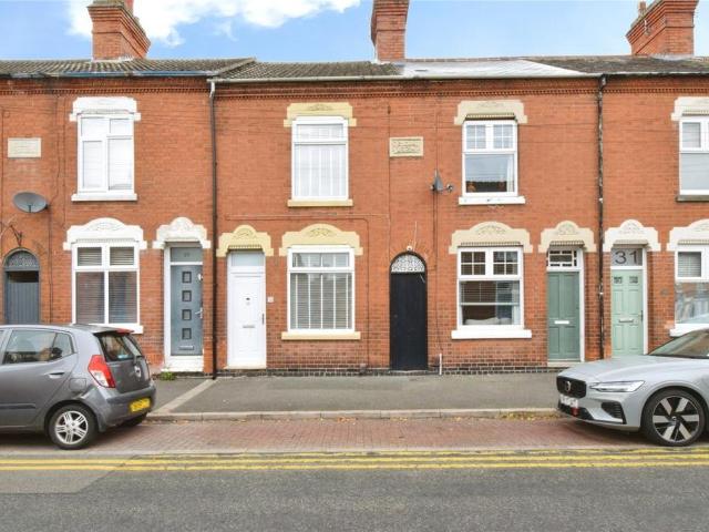 2 bedroom terraced house for sale