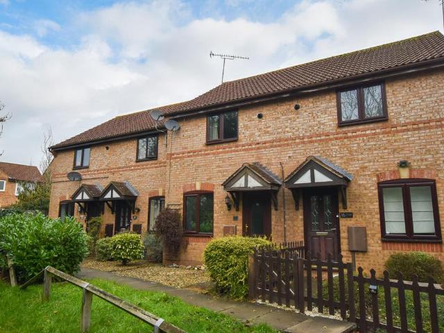 2 bedroom terraced house for sale