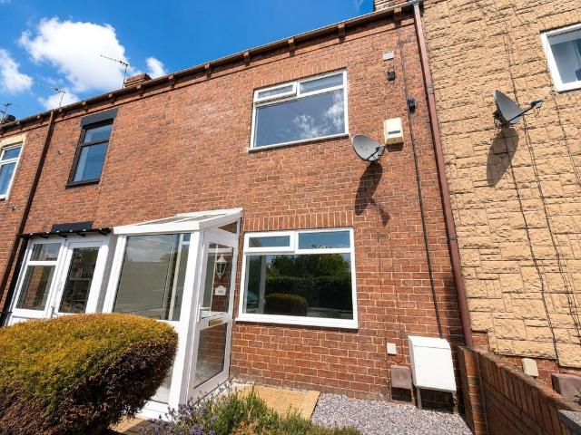 2 bedroom terraced house for sale