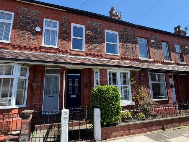 2 bedroom terraced house for sale