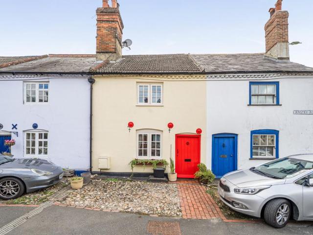 2 bedroom terraced house for sale