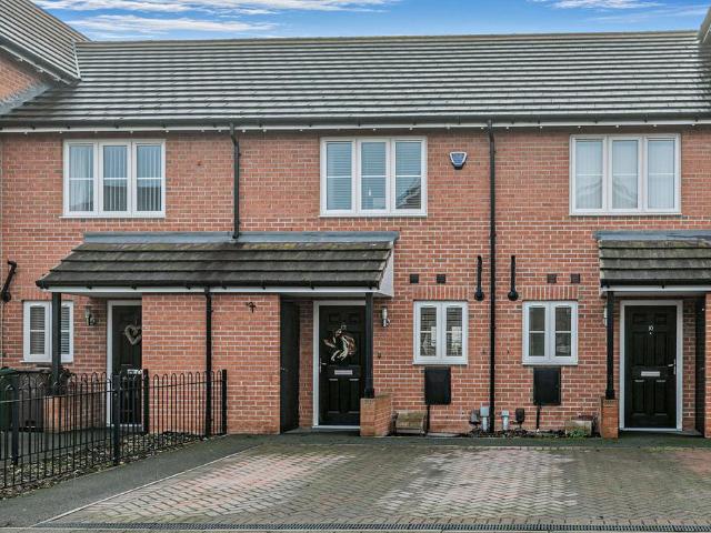 2 bedroom terraced house for sale