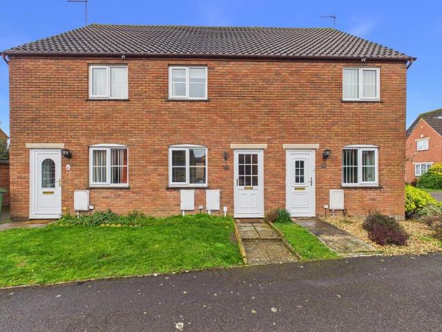 2 bedroom terraced house for sale