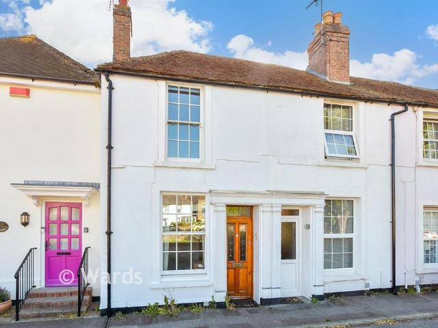 2 bedroom terraced house for sale
