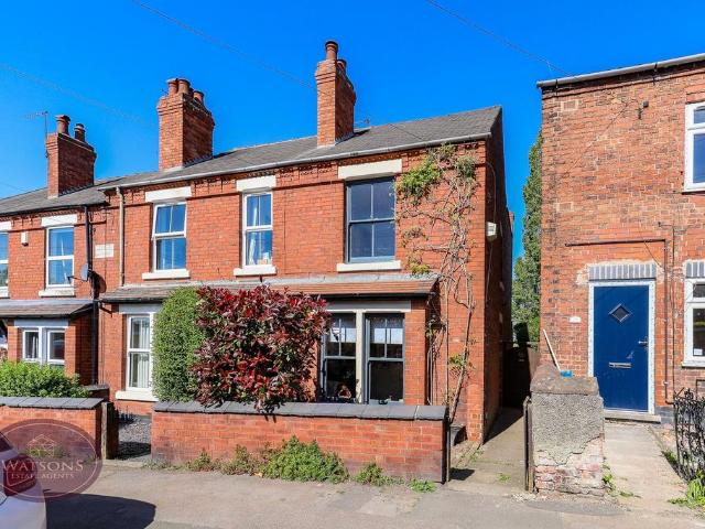 2 bedroom terraced house for sale