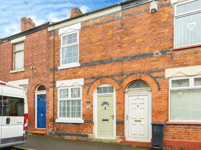 2 bedroom terraced house for sale