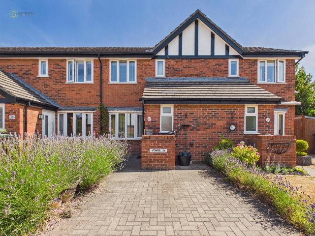 2 bedroom terraced house for sale