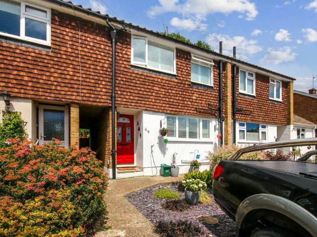2 bedroom terraced house for sale