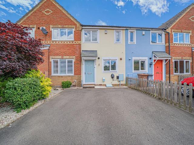 2 bedroom terraced house for sale