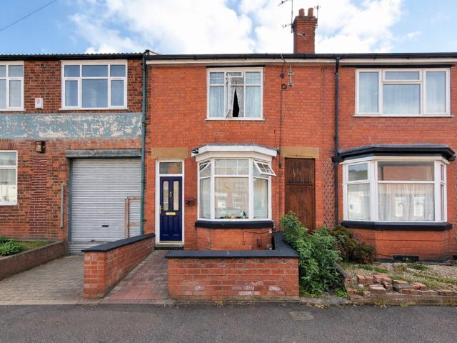 2 bedroom terraced house for sale